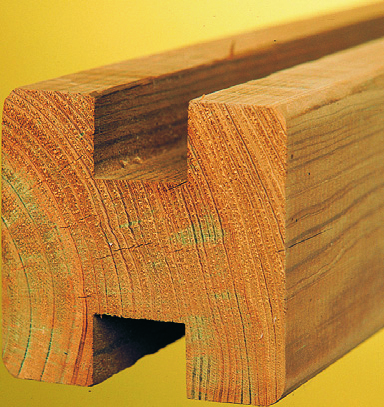 POTEAUX A RAINURES PIN | Houtland